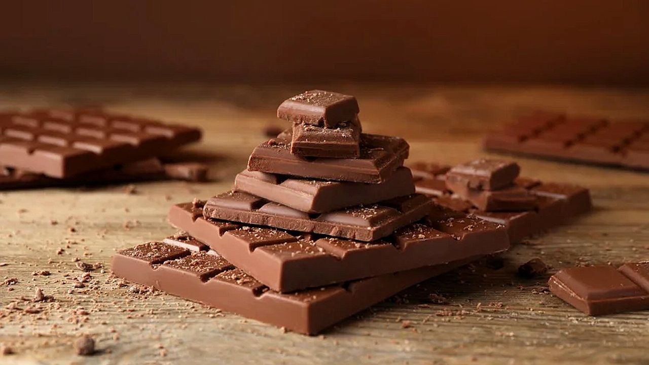 Preço do chocolate dispara e muda consumo na Páscoa de 2026
